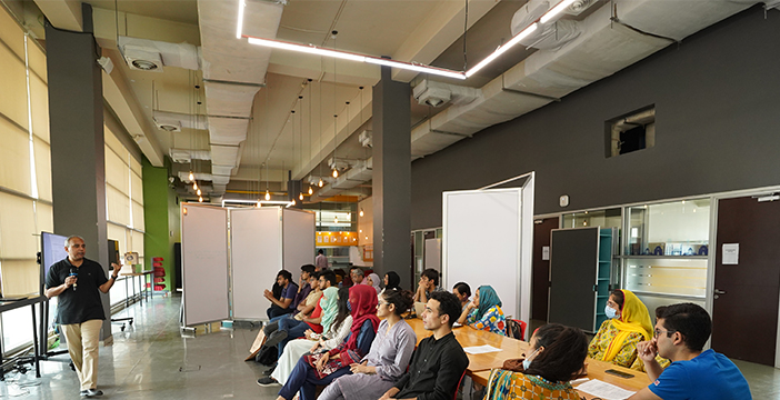 HU's Grad Curation Program Builds Future Researchers